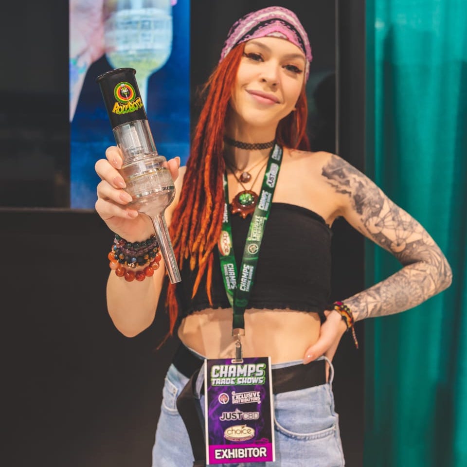 RollBotz - RoboKone Electric Herb Grinder - Cone Filler – The JuicyJoint